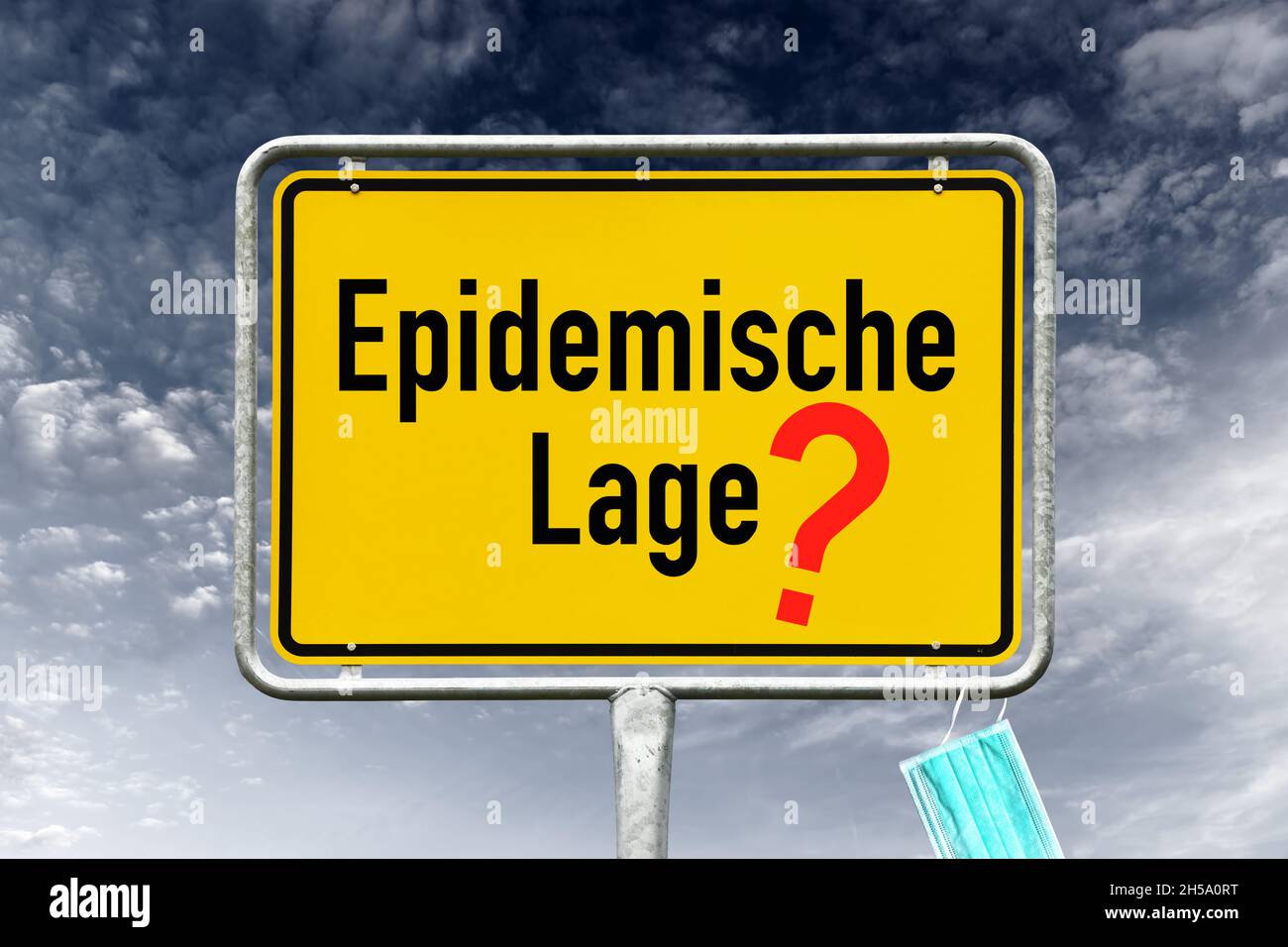 FOTOMONTAGE, Ortsschild mit Schriftzug Epidemische Lage und ...
