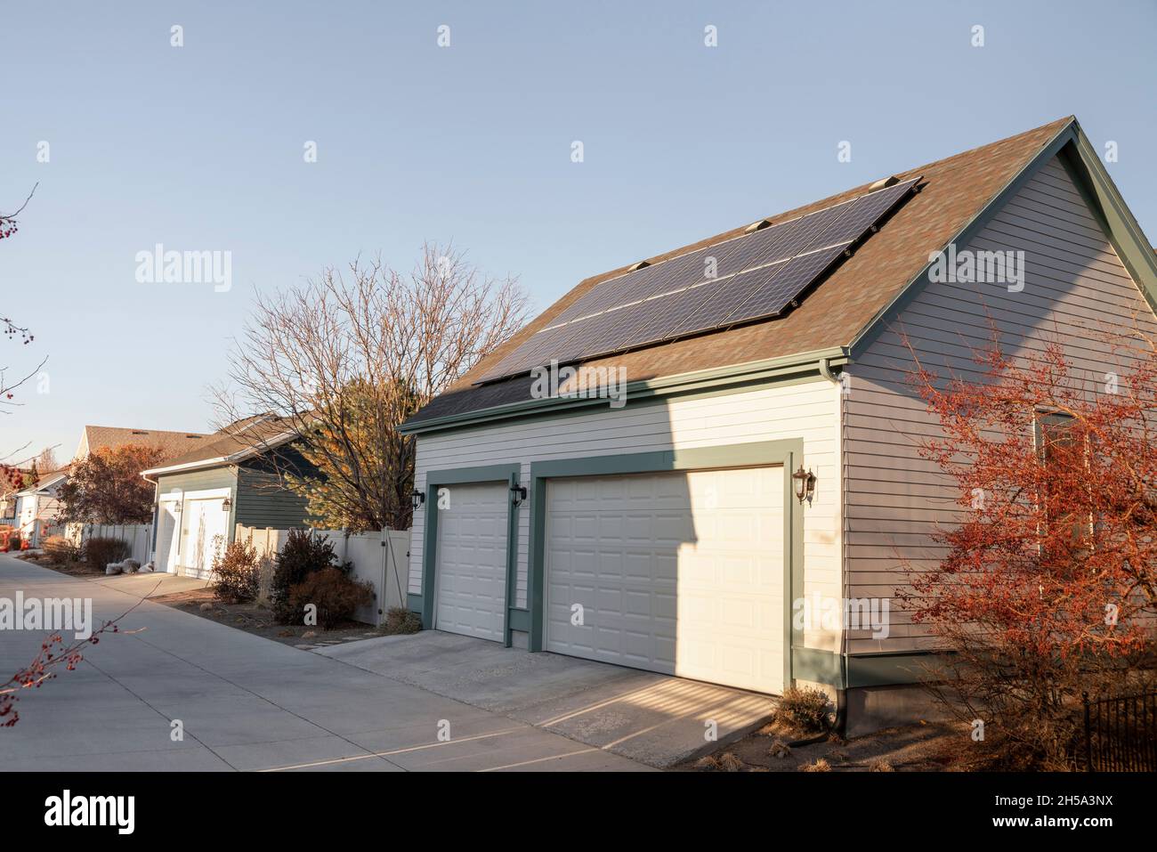 Three gable panels hi-res stock photography and images - Alamy