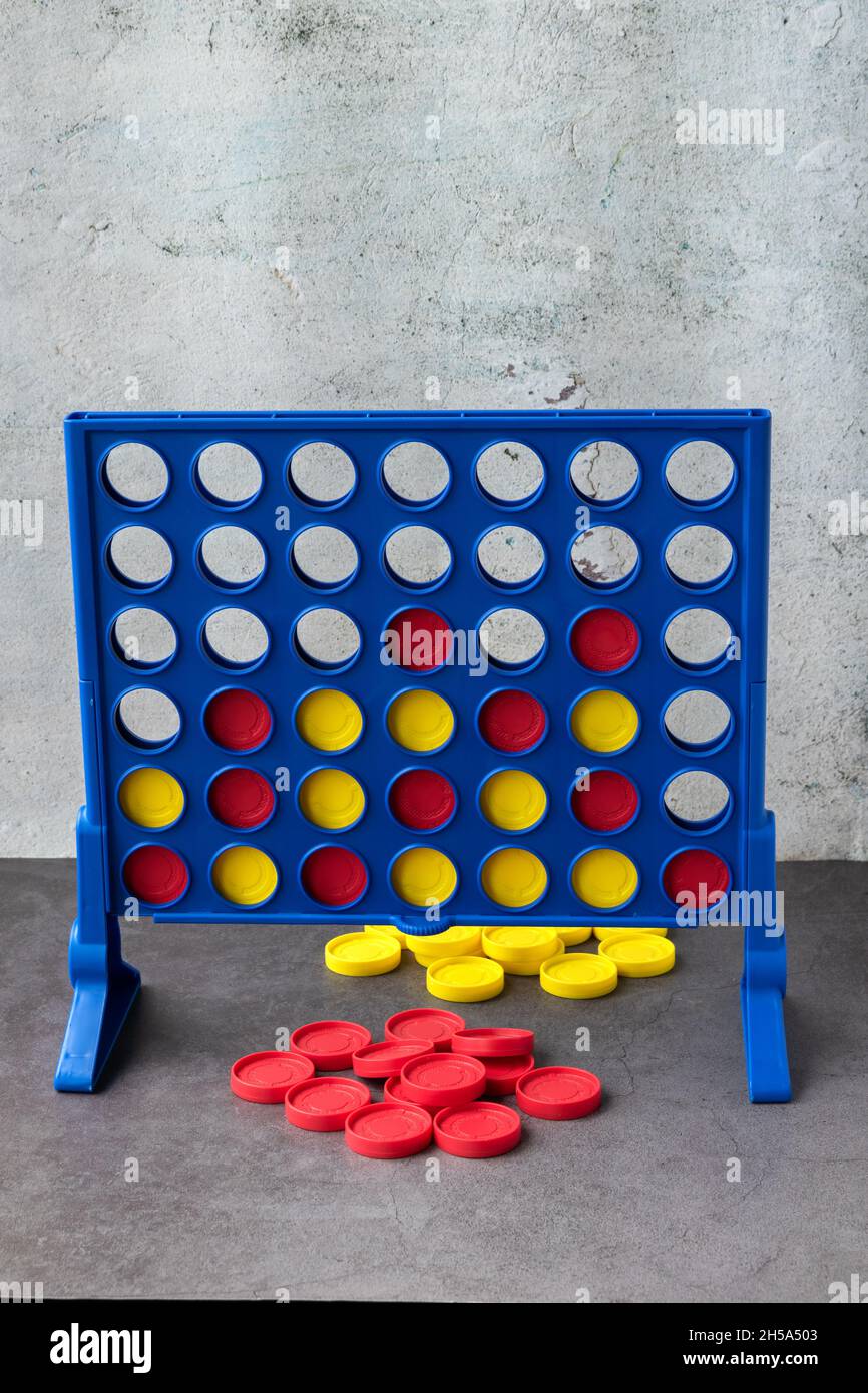 Classic strategy game connect 4 Stock Photo - Alamy