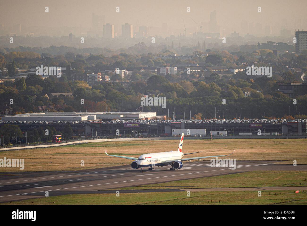 EDITORIAL USE ONLY British Airways flight BA001 prepares to perform a ...