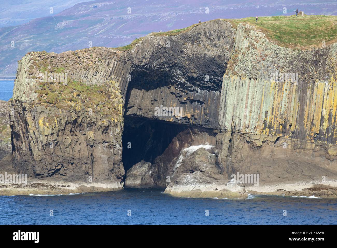 Views of Fingal's Cave, Staffa, Scotland Stock Photo - Alamy
