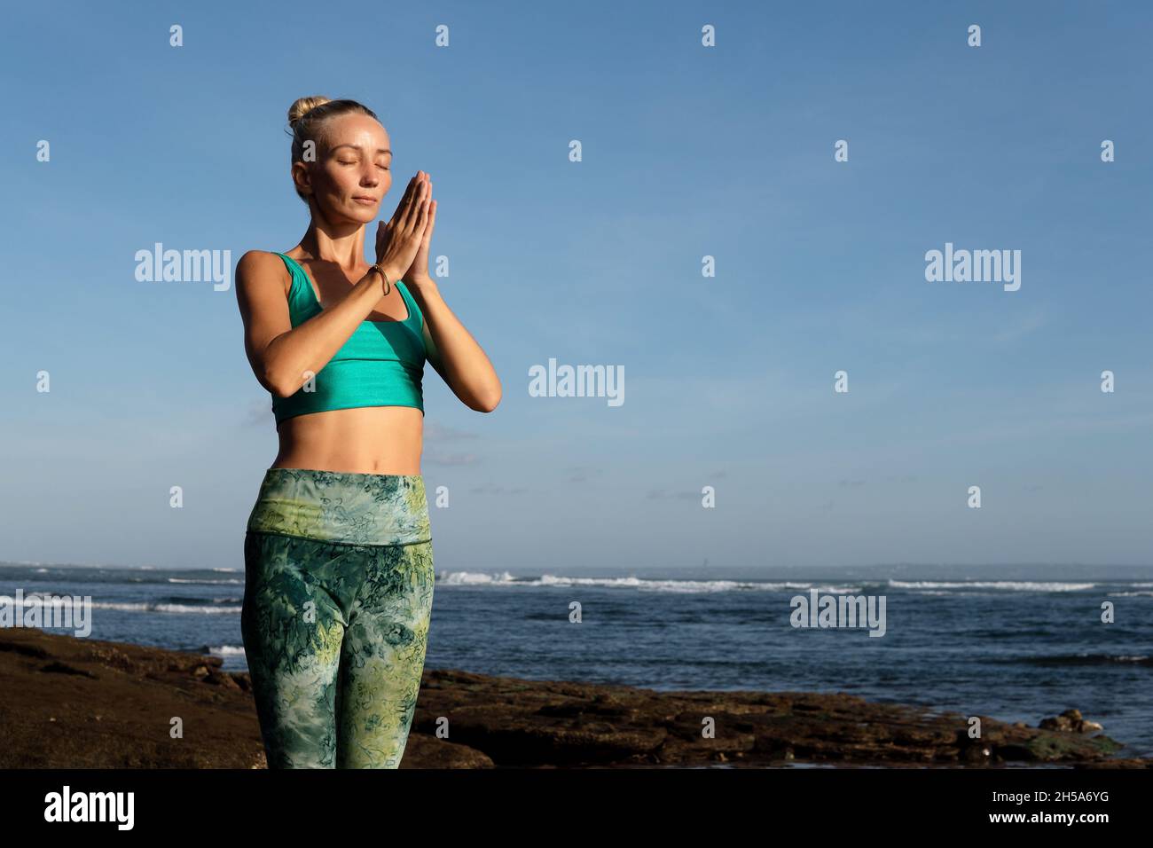 Middle plan hi-res stock photography and images - Alamy