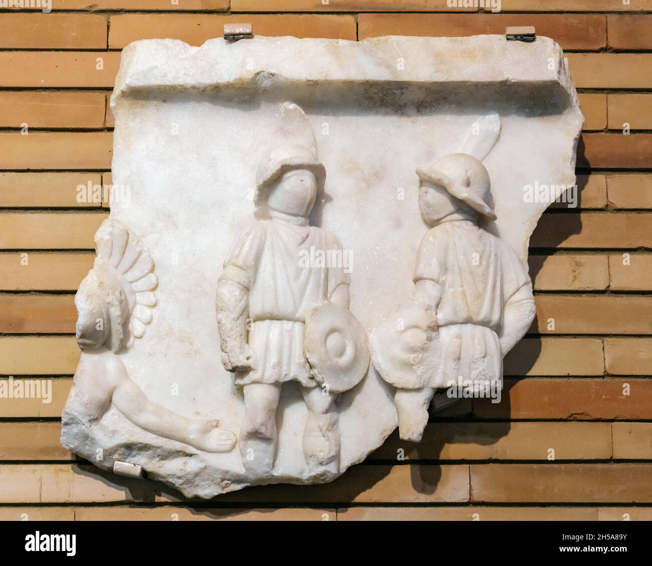 Roman combat art hi-res stock photography and images - Alamy