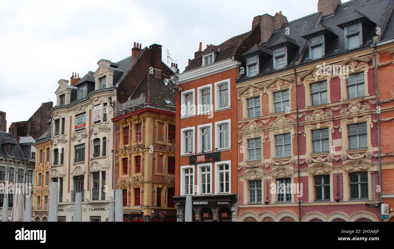 renaissance (?) flat buildings at général de gaulle square in lille in ...