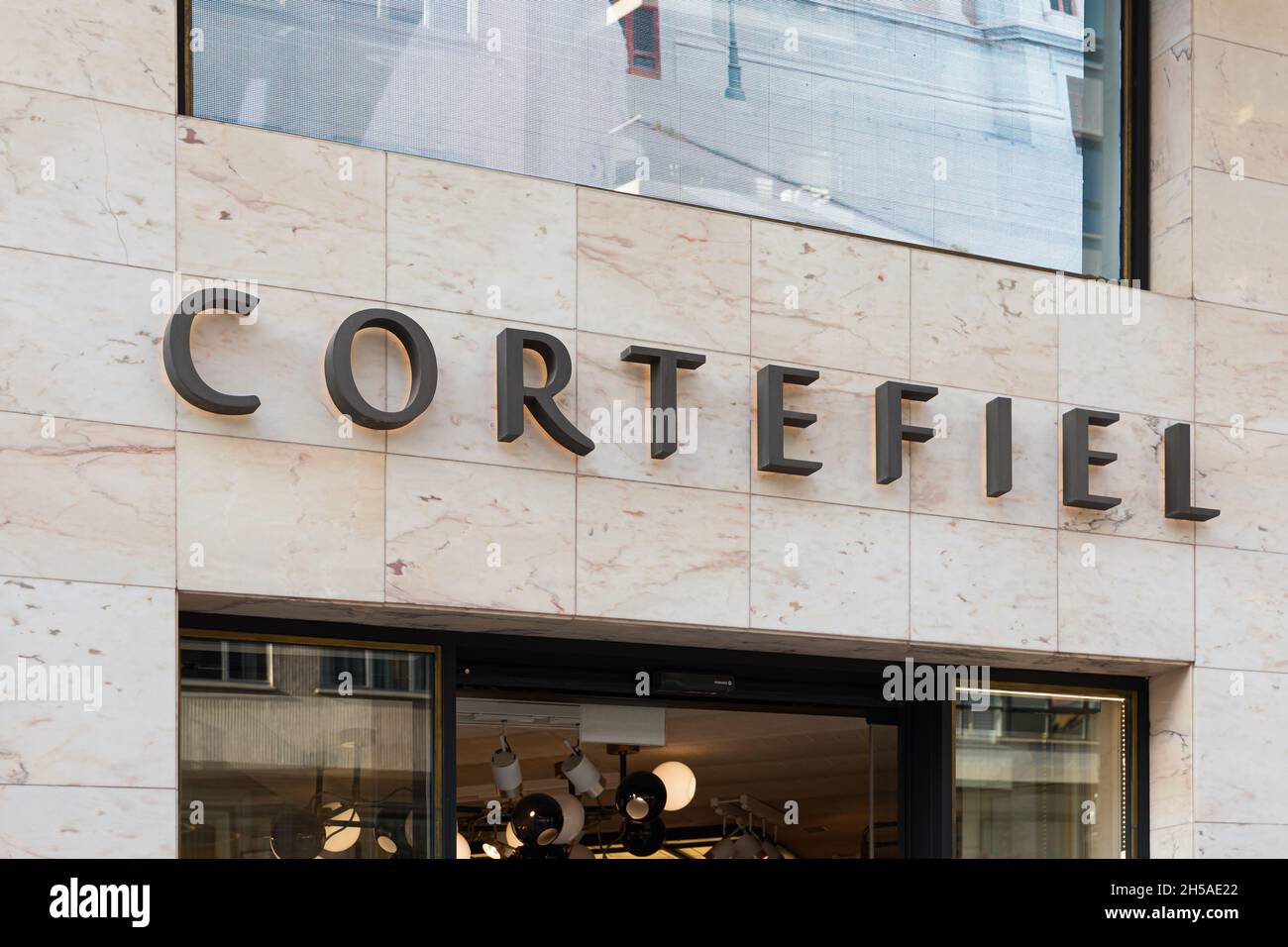 Cortefiel hi-res stock photography and images - Alamy