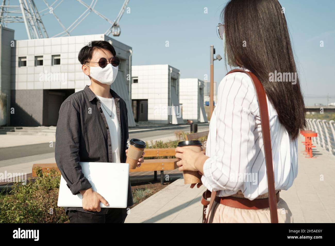 Asian businesswoman standing outdoors hi-res stock photography and ...