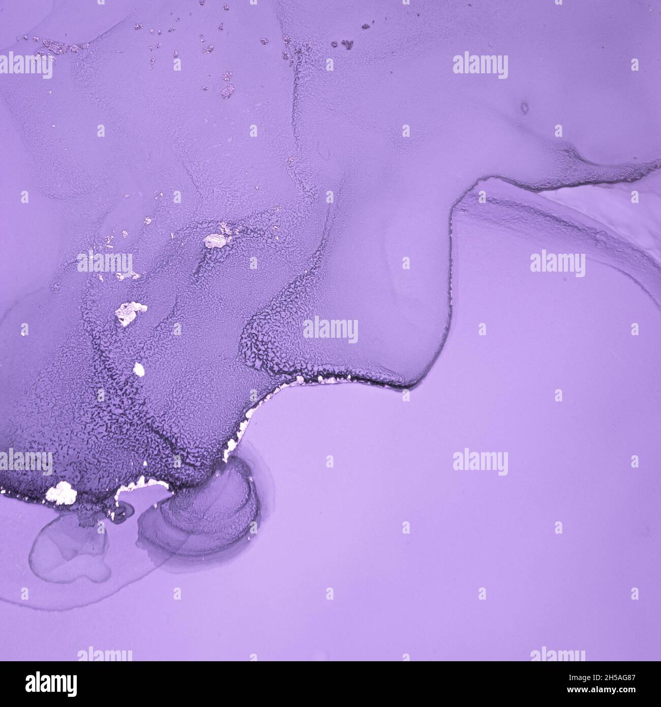 Purple spray paint hi-res stock photography and images - Alamy