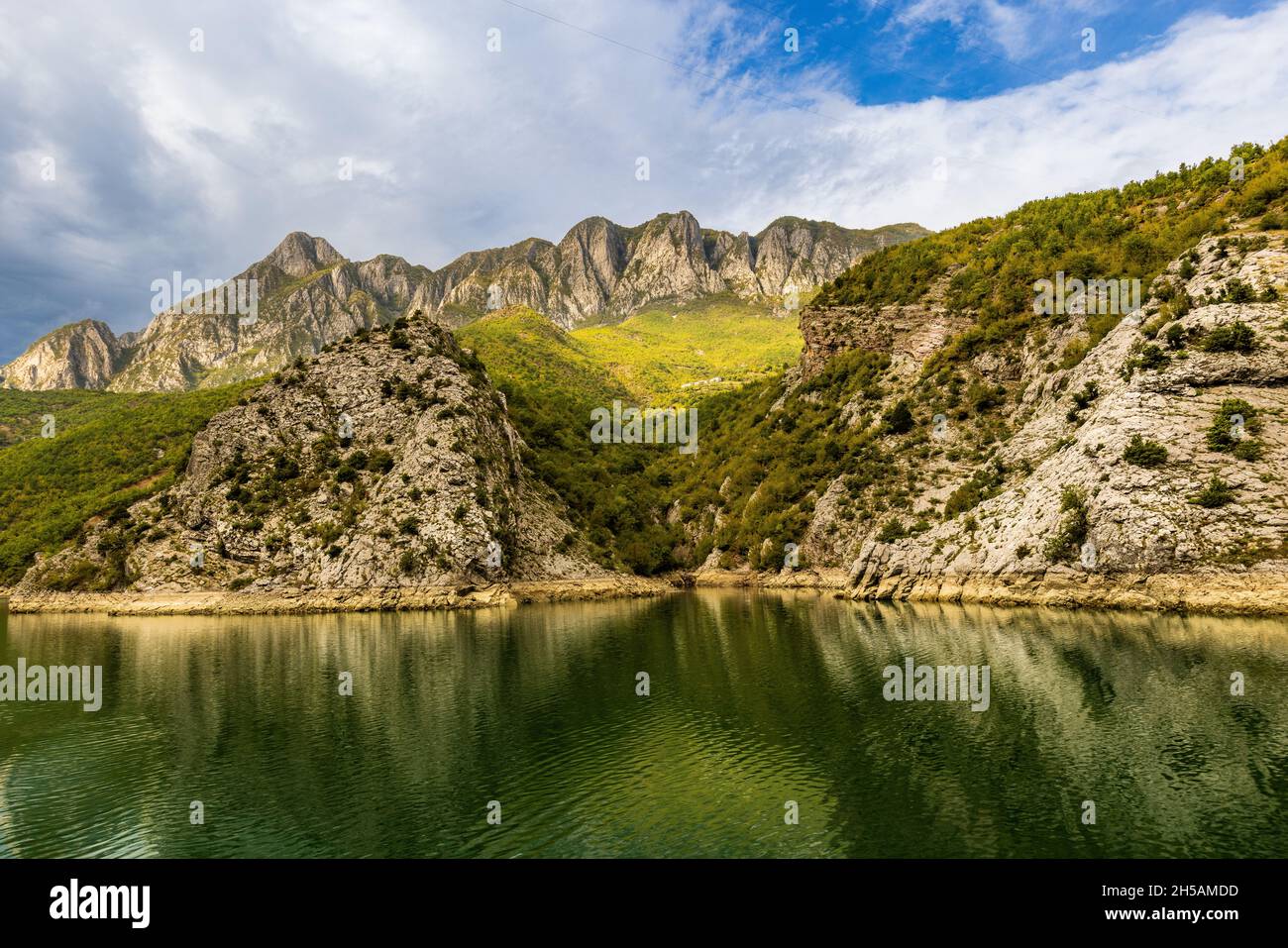 Narrow twisting lake hi-res stock photography and images - Alamy