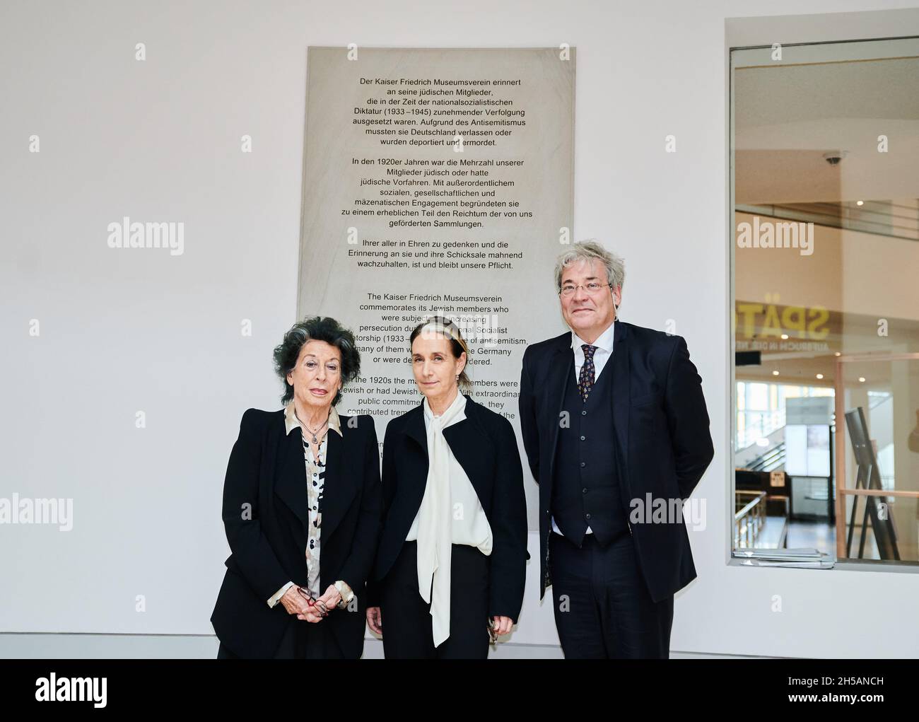 Berlin, Germany. 08th Nov, 2021. Lea Rosh (l-r), publicist and member ...