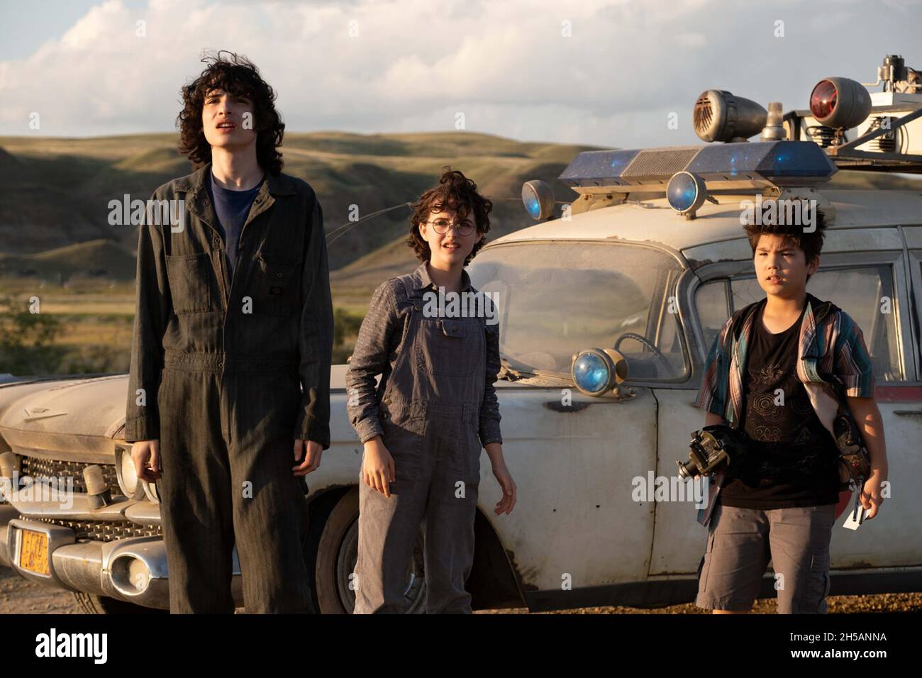 GHOSTBUSTERS: AFTERLIFE (2021) FINN WOLFHARD MCKENNA GRACE LOGAN KIM ...