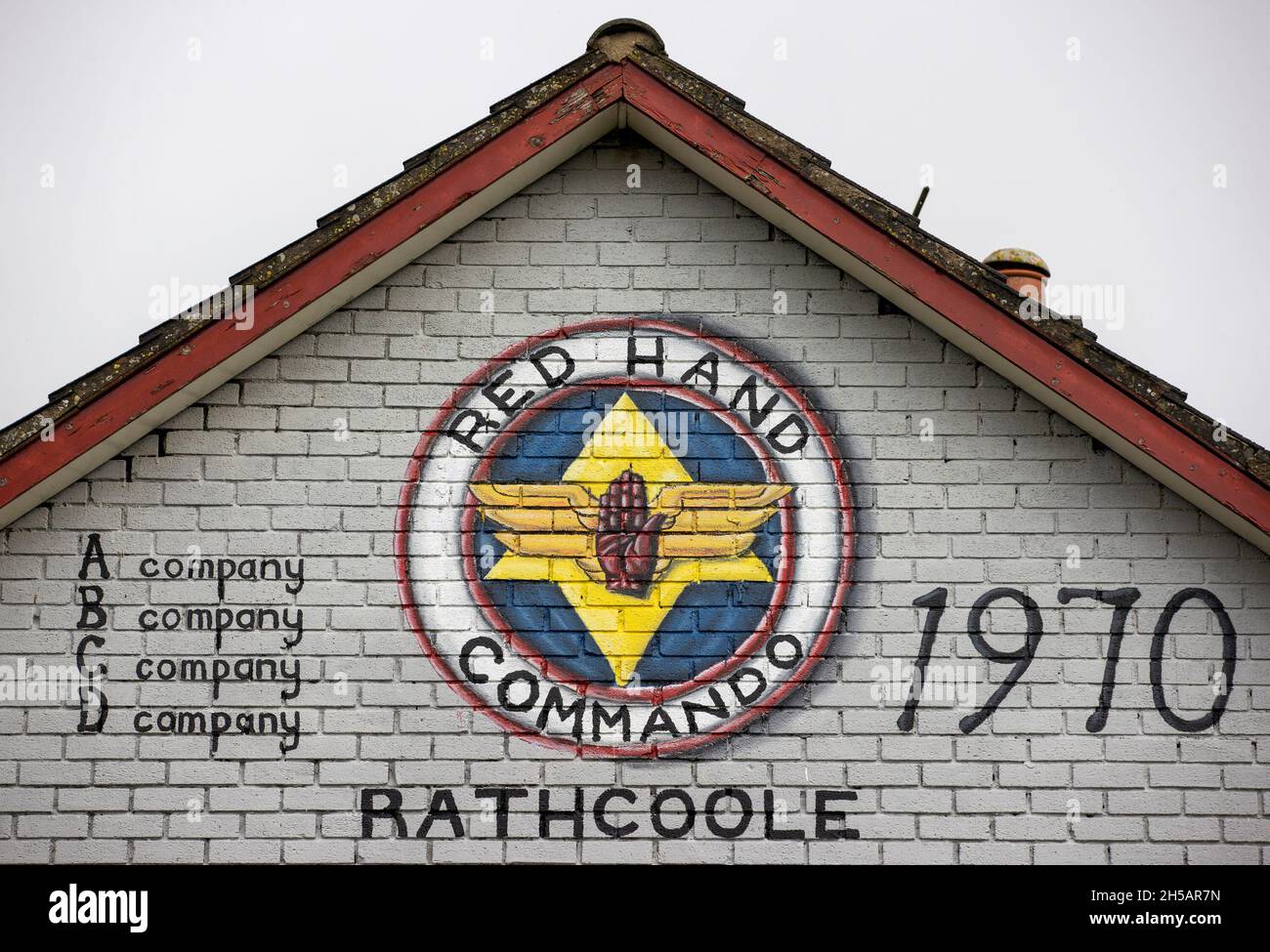 Mural to the Red Hand Commando (RHC) a secretive Ulster loyalist ...