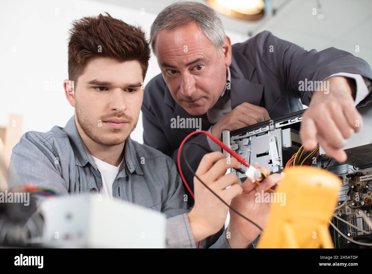 Teaching qualification hi-res stock photography and images - Alamy