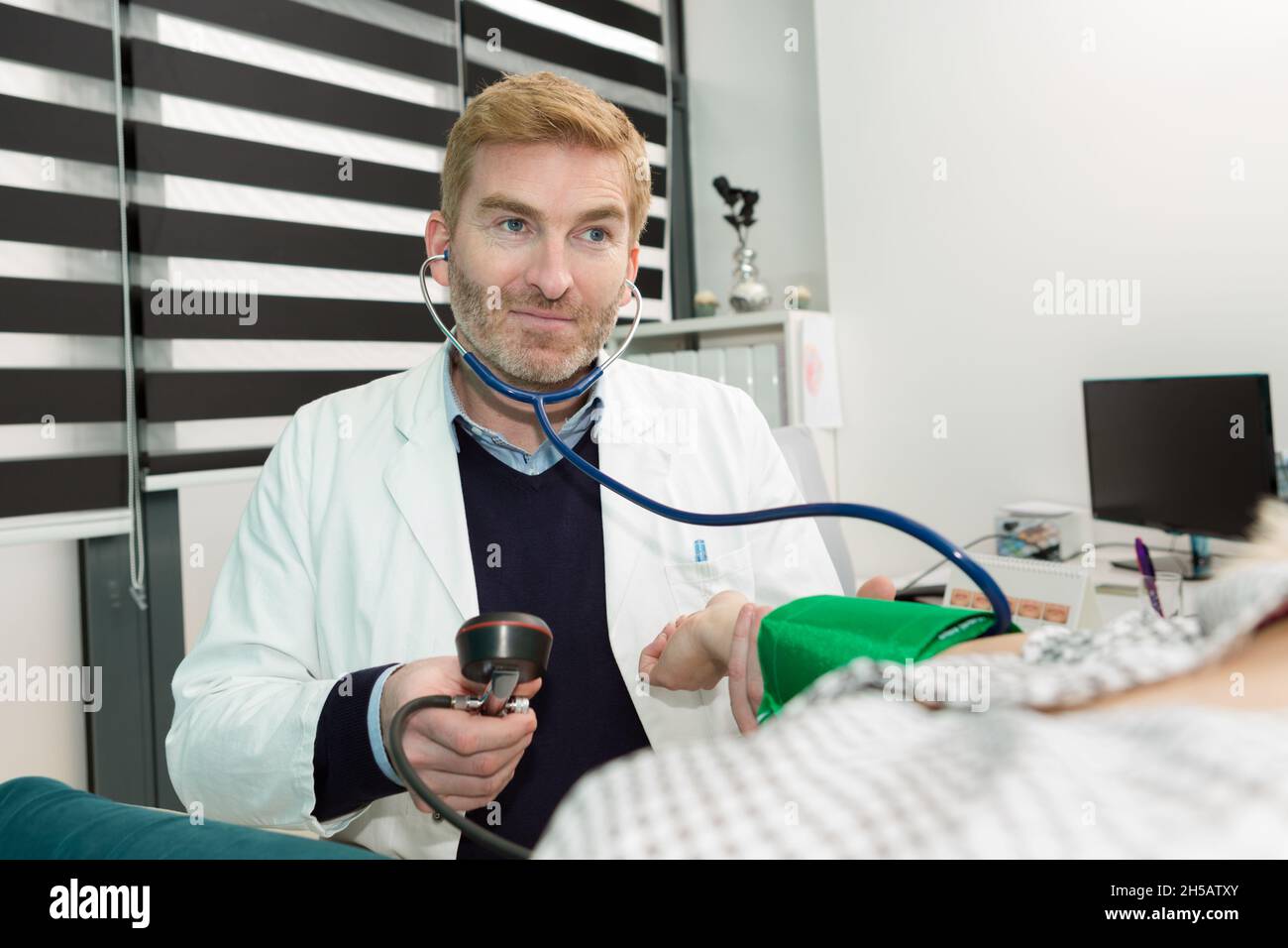 Teen exam doctor hi-res stock photography and images - Alamy