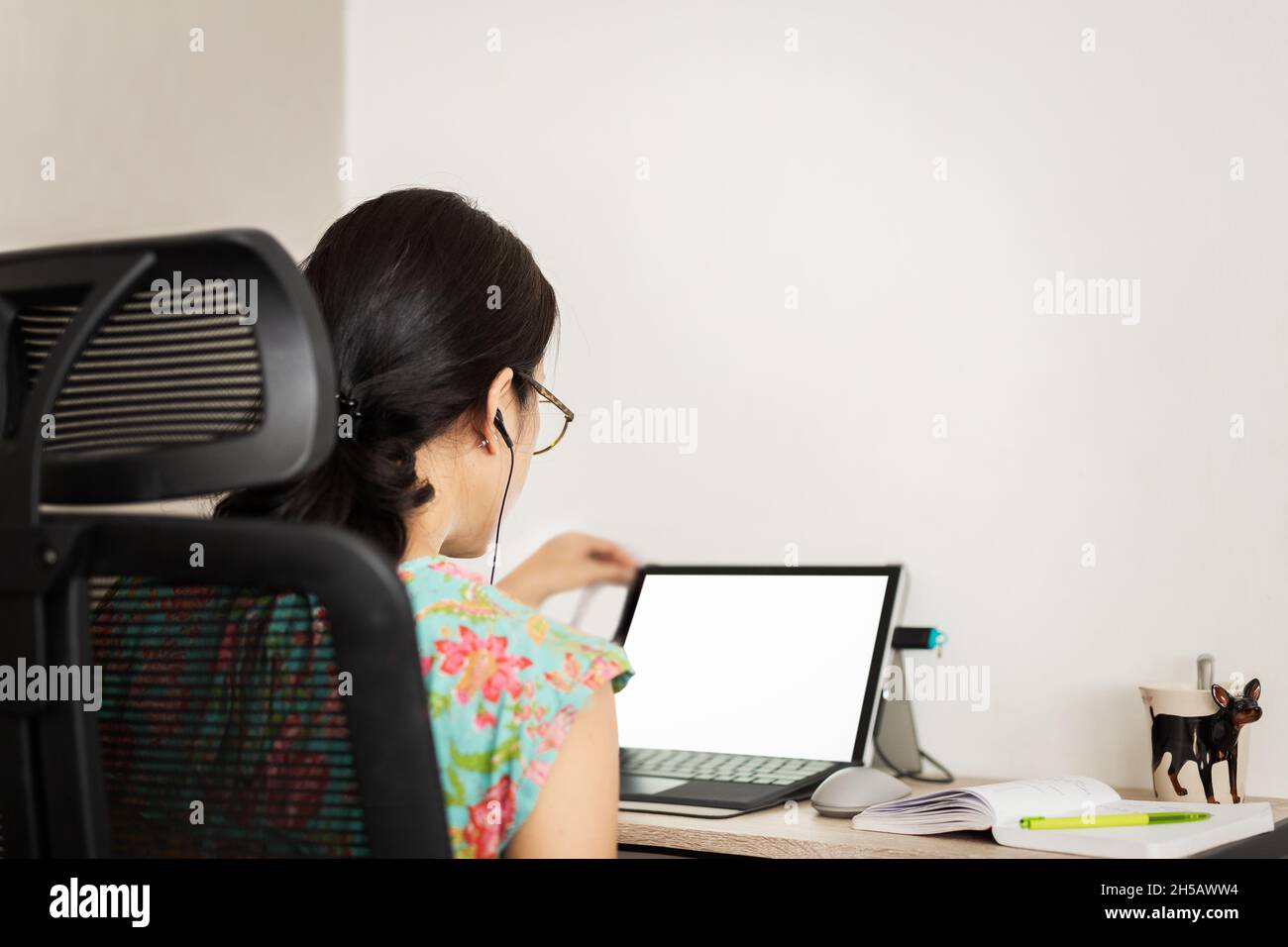Video conference notebook desk adult hi-res stock photography and ...