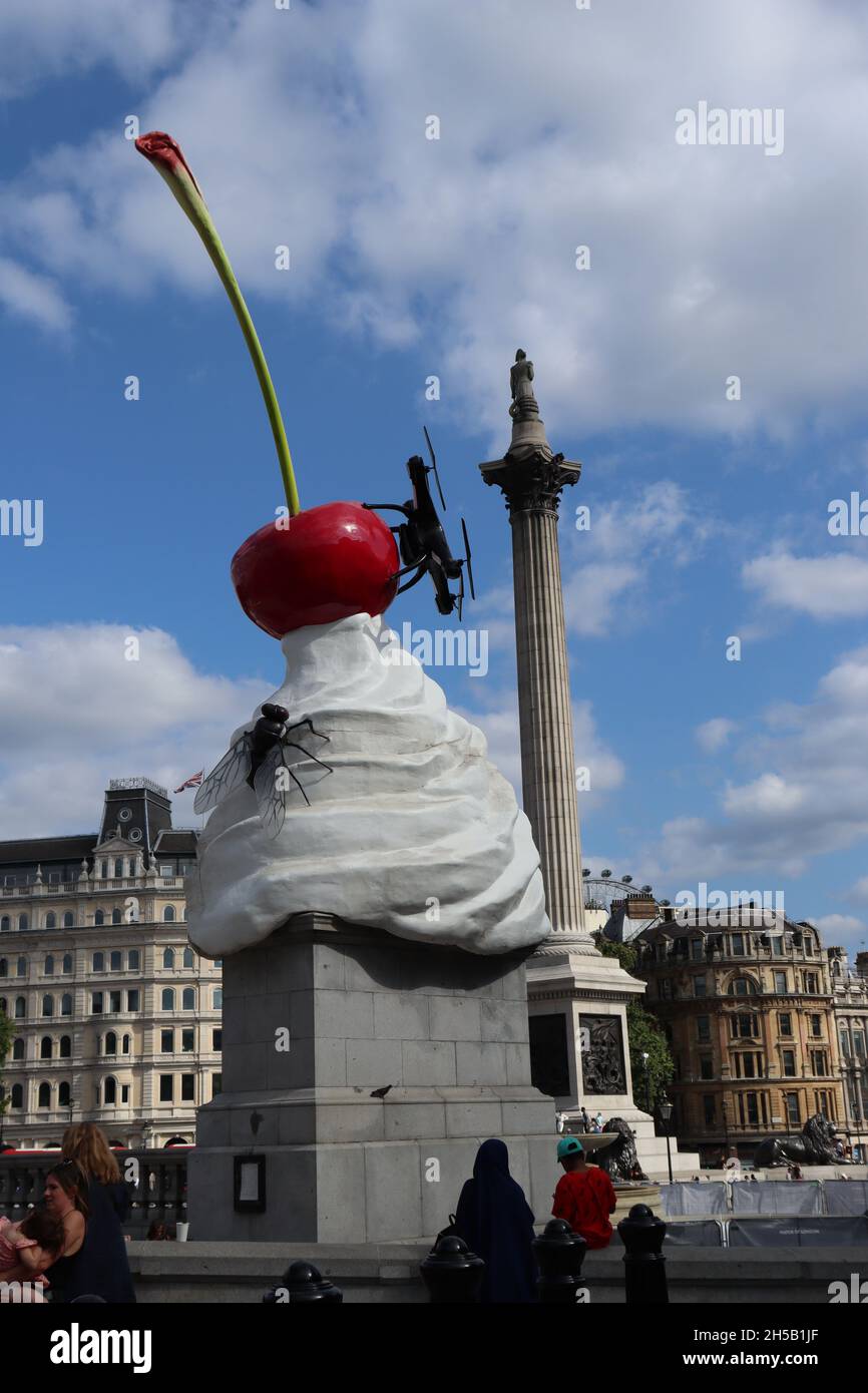 Trafalgar Square Fourth Plinth Sculpture Stock Photo - Alamy