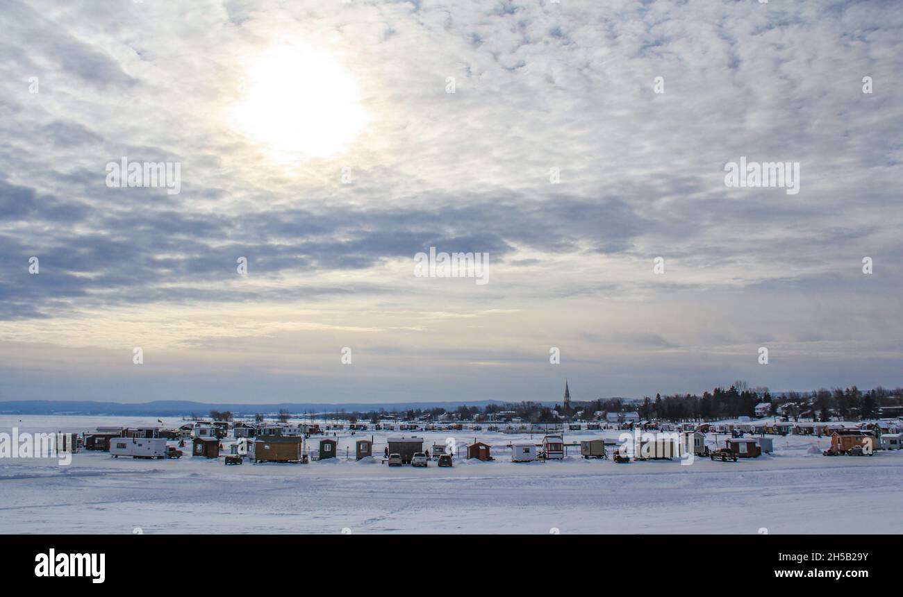 Roberval hi-res stock photography and images - Alamy