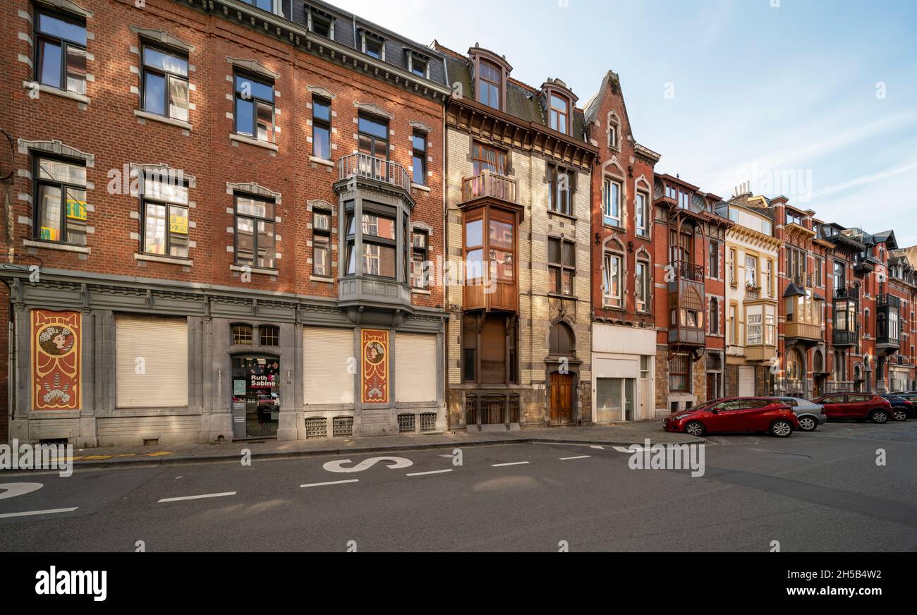 Lüttich, Liege, Hausfassaden der Rue Léon Mignon (Séquence Nusbaum) des ...