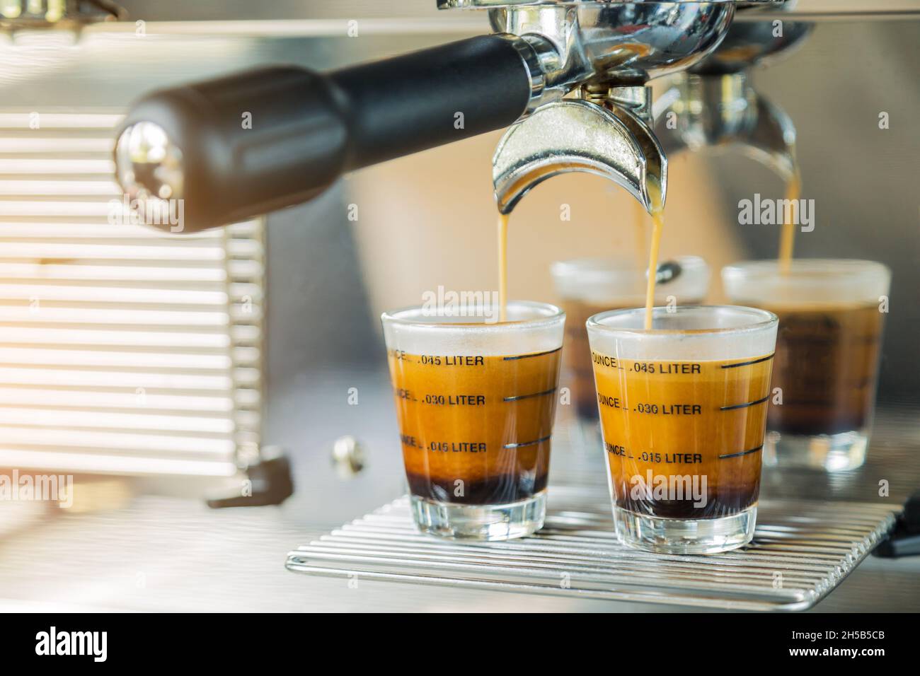 Automatic coffee machine hi-res stock photography and images - Alamy