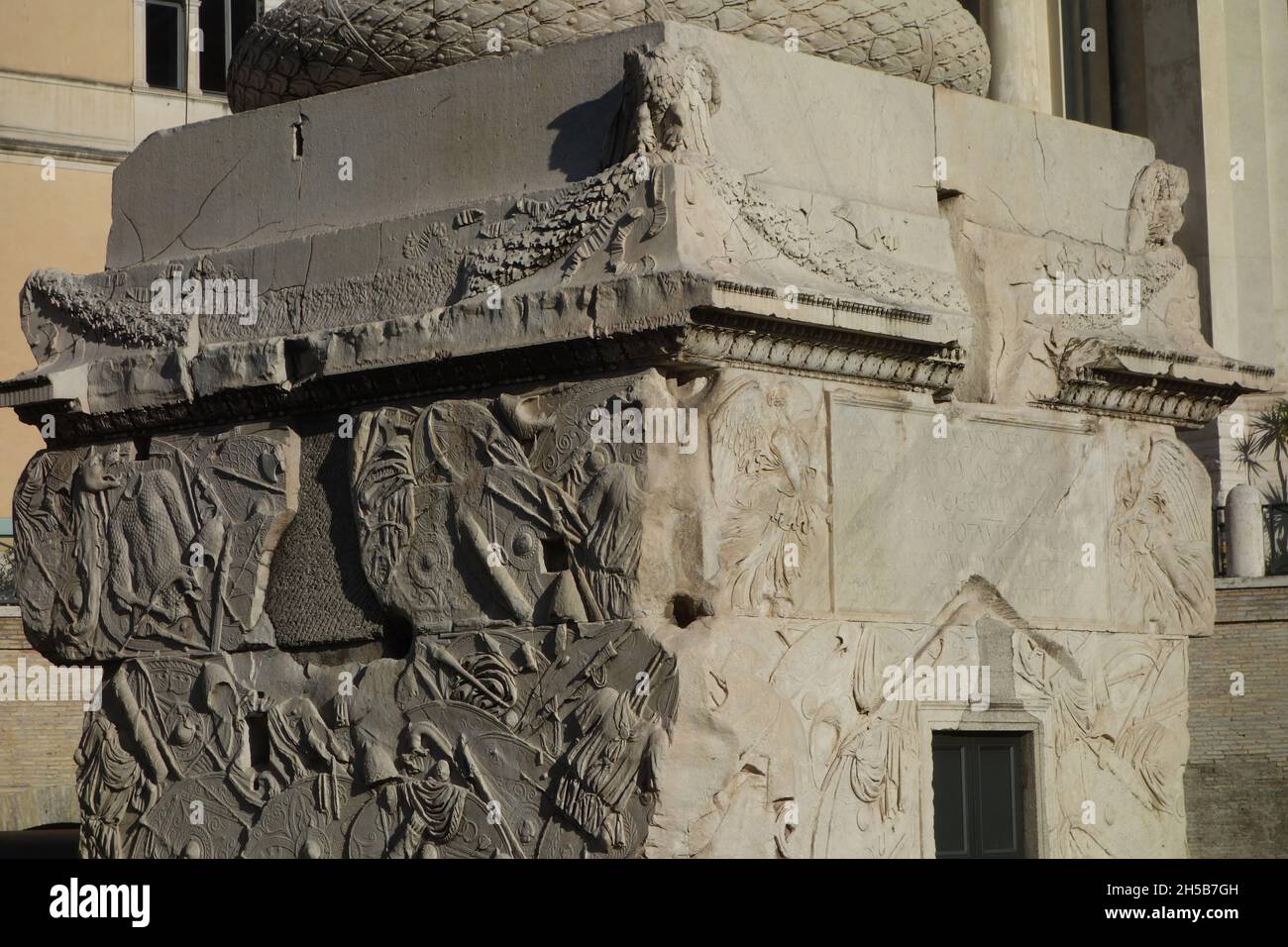 Closeup shot of an ancient column with beautiful patter Stock Photo - Alamy