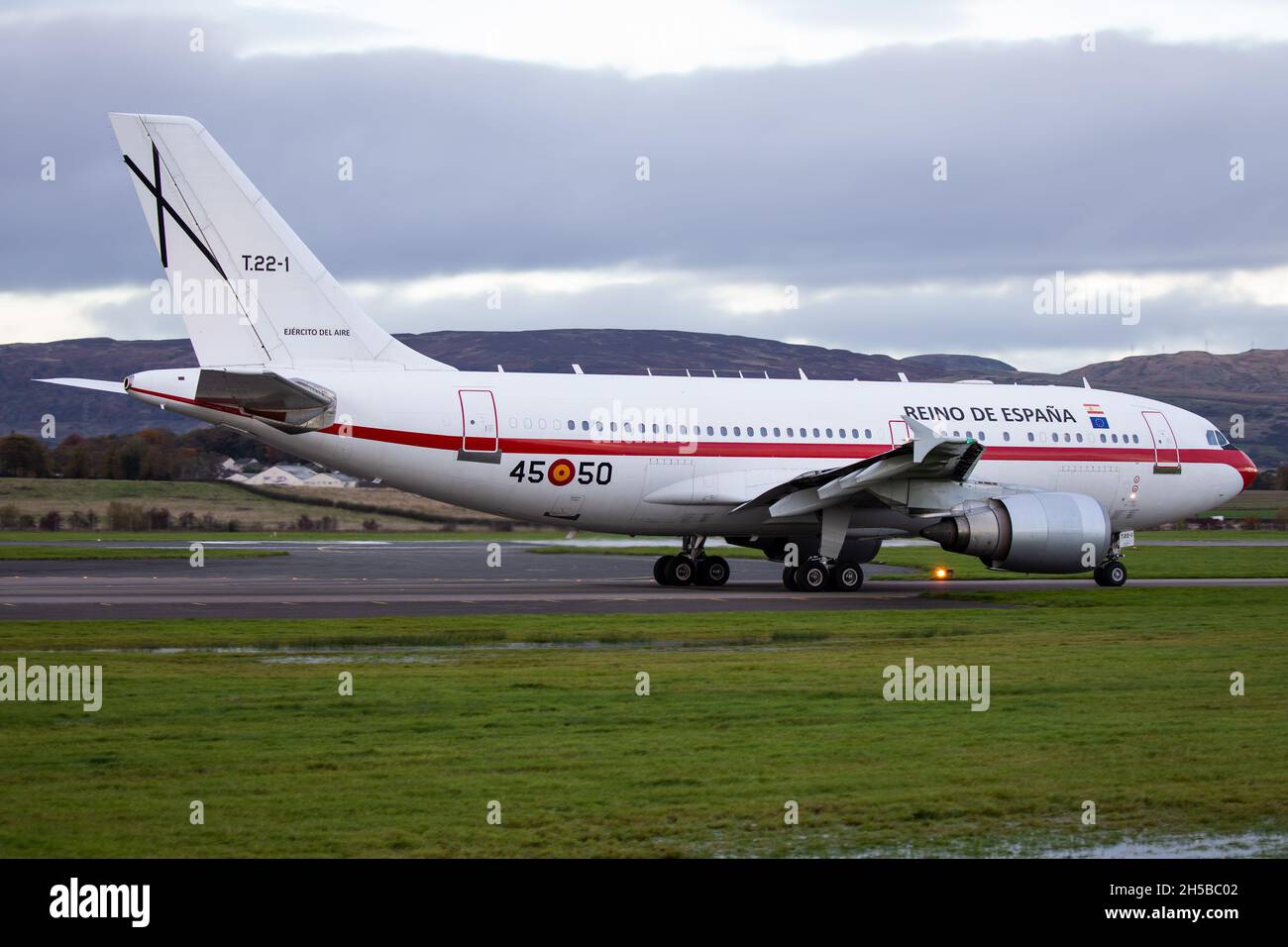 Airbus a310 300 hi-res stock photography and images - Alamy