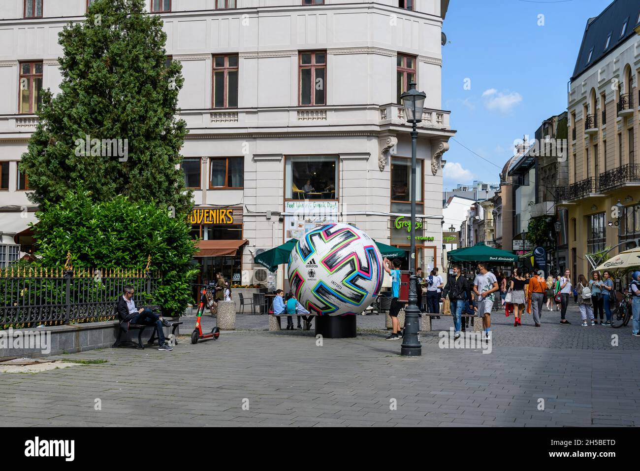 2021 uefa league final host stadium hi-res stock photography and images ...