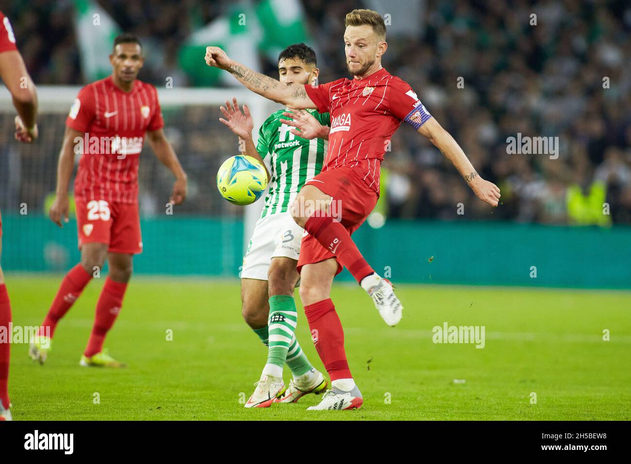 Nabil fekir 2021 hi-res stock photography and images - Alamy