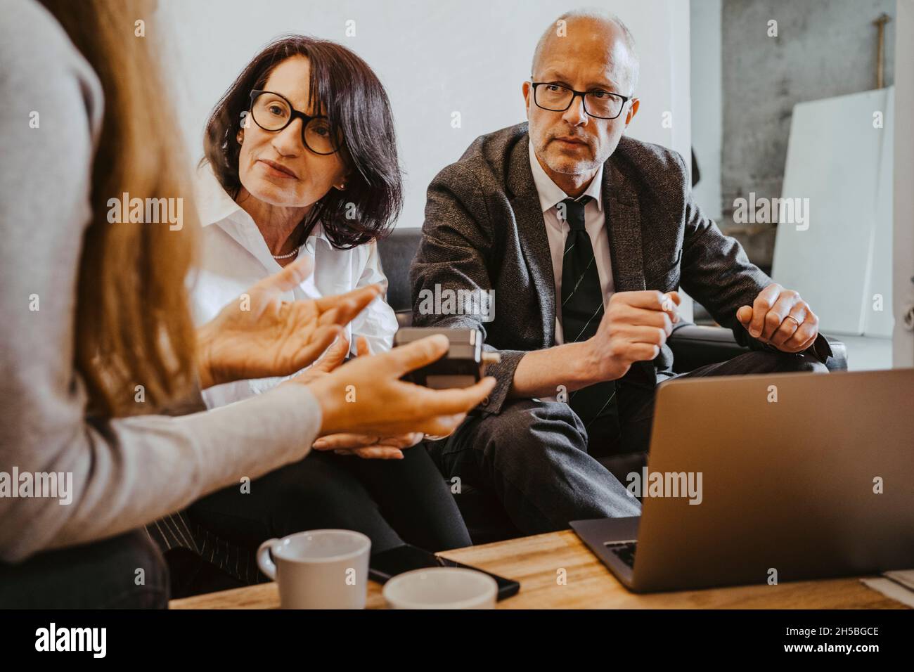 Senior programmer image hi-res stock photography and images - Alamy
