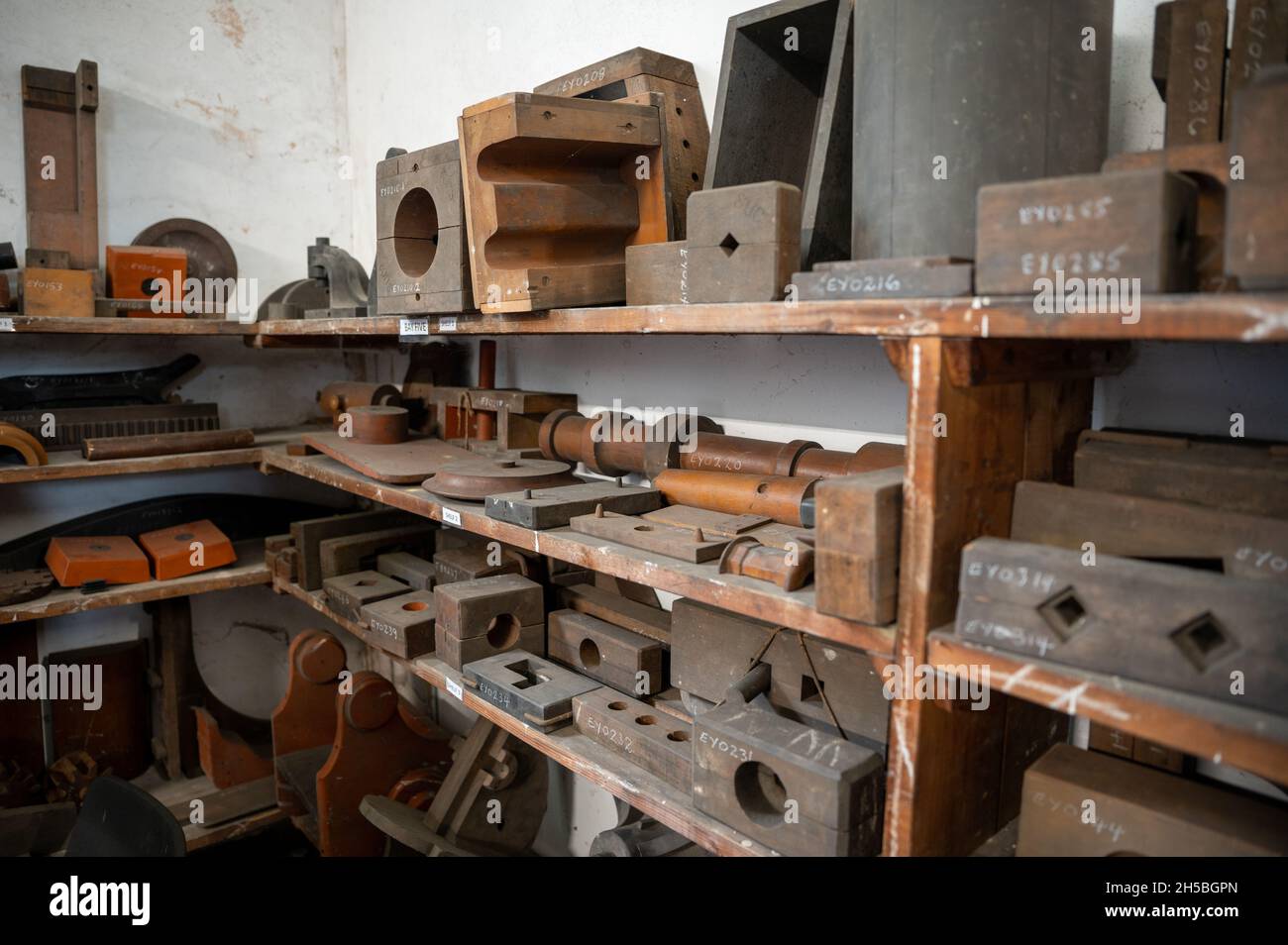 Patterns for making moulds hi-res stock photography and images - Alamy