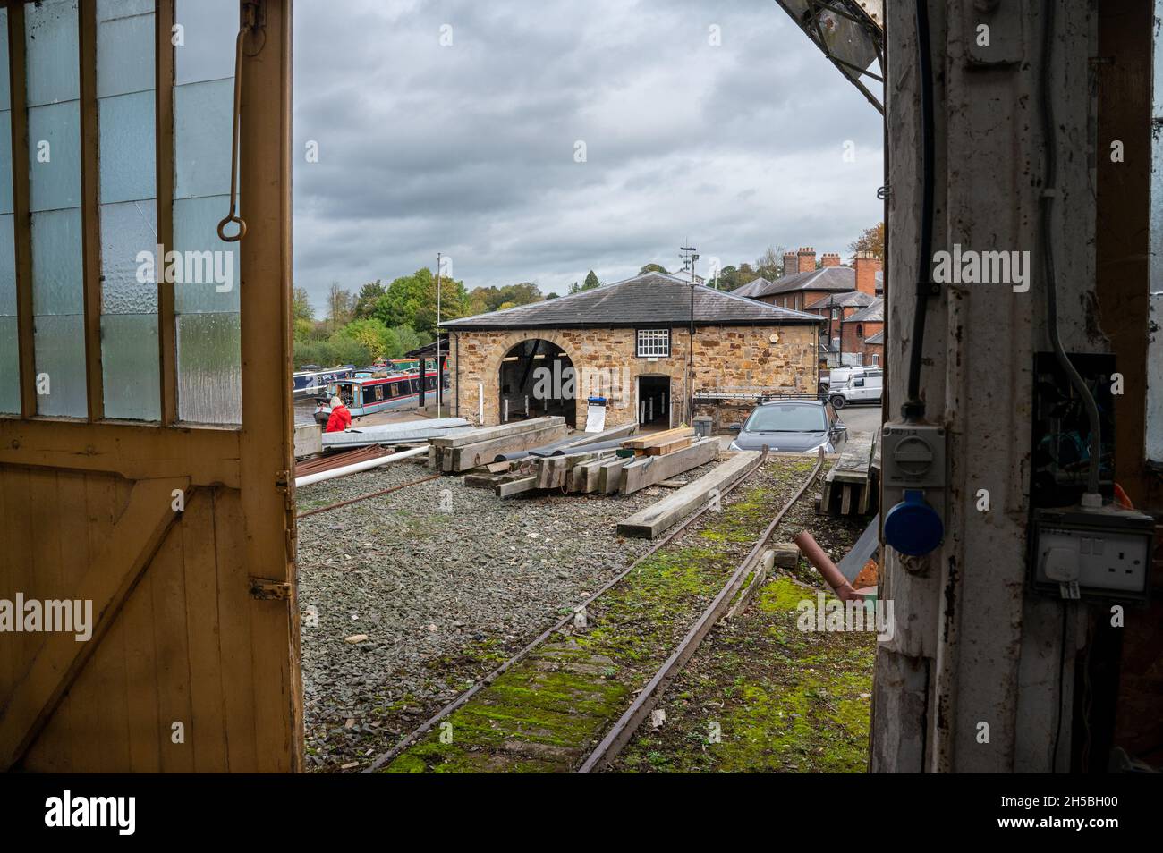 Ellesmere canal hi-res stock photography and images - Alamy