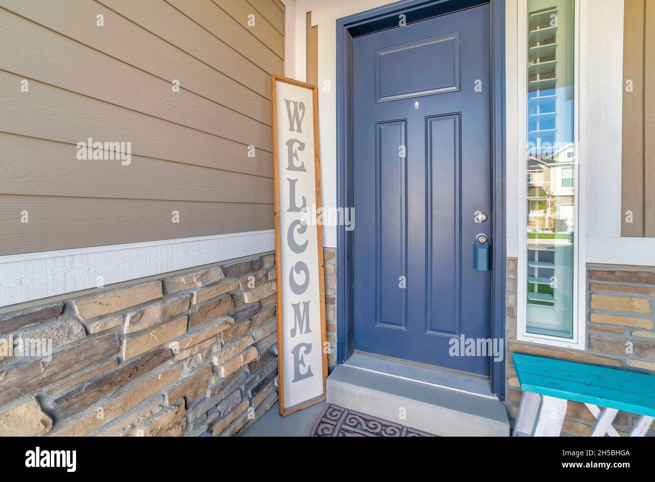 Indigo door hi-res stock photography and images - Alamy