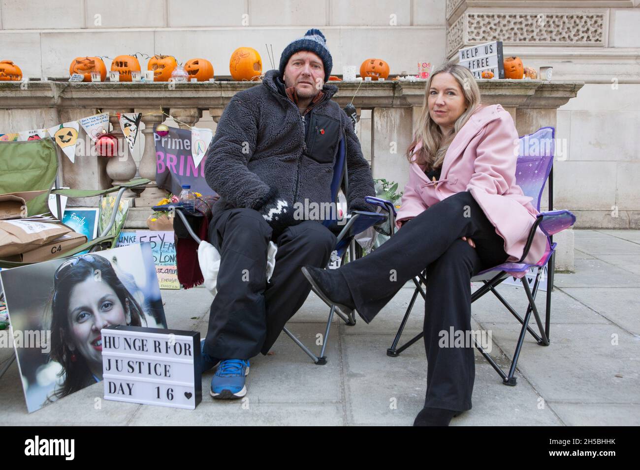 Victoria friend hi-res stock photography and images - Alamy