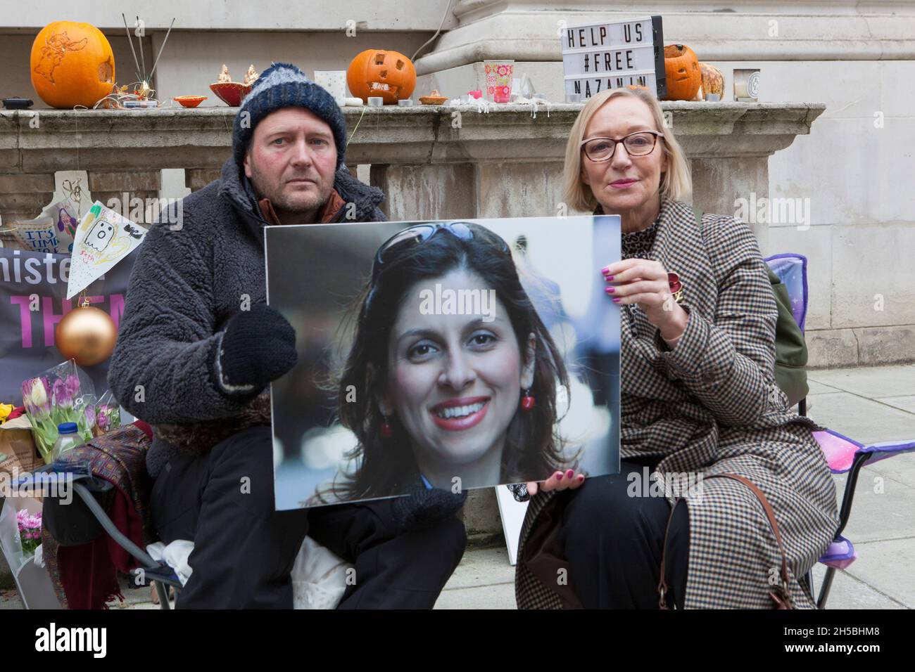 Richard ratcliffe with gill furniss mp hi-res stock photography and ...