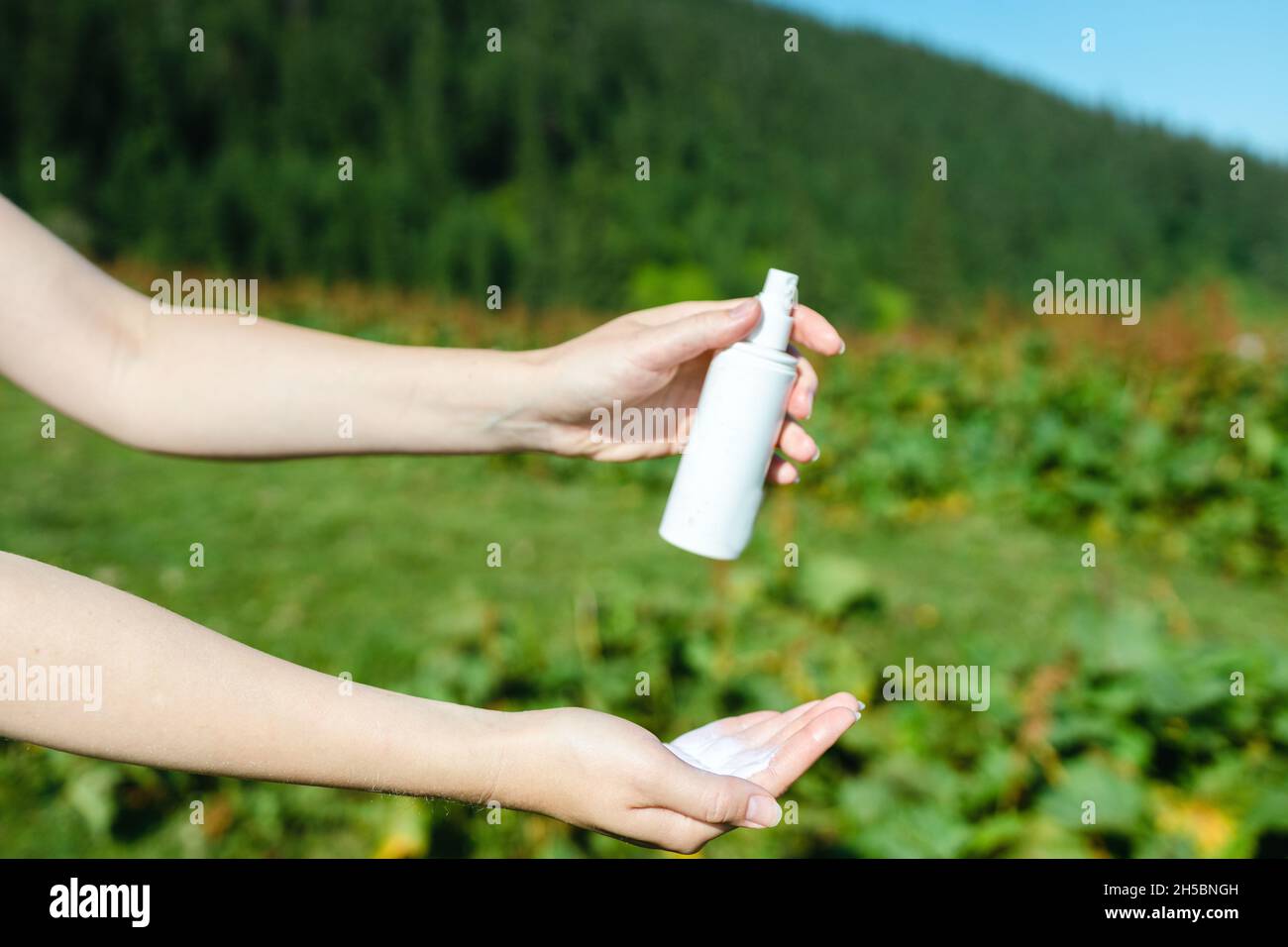 Applying oneself hi-res stock photography and images - Alamy