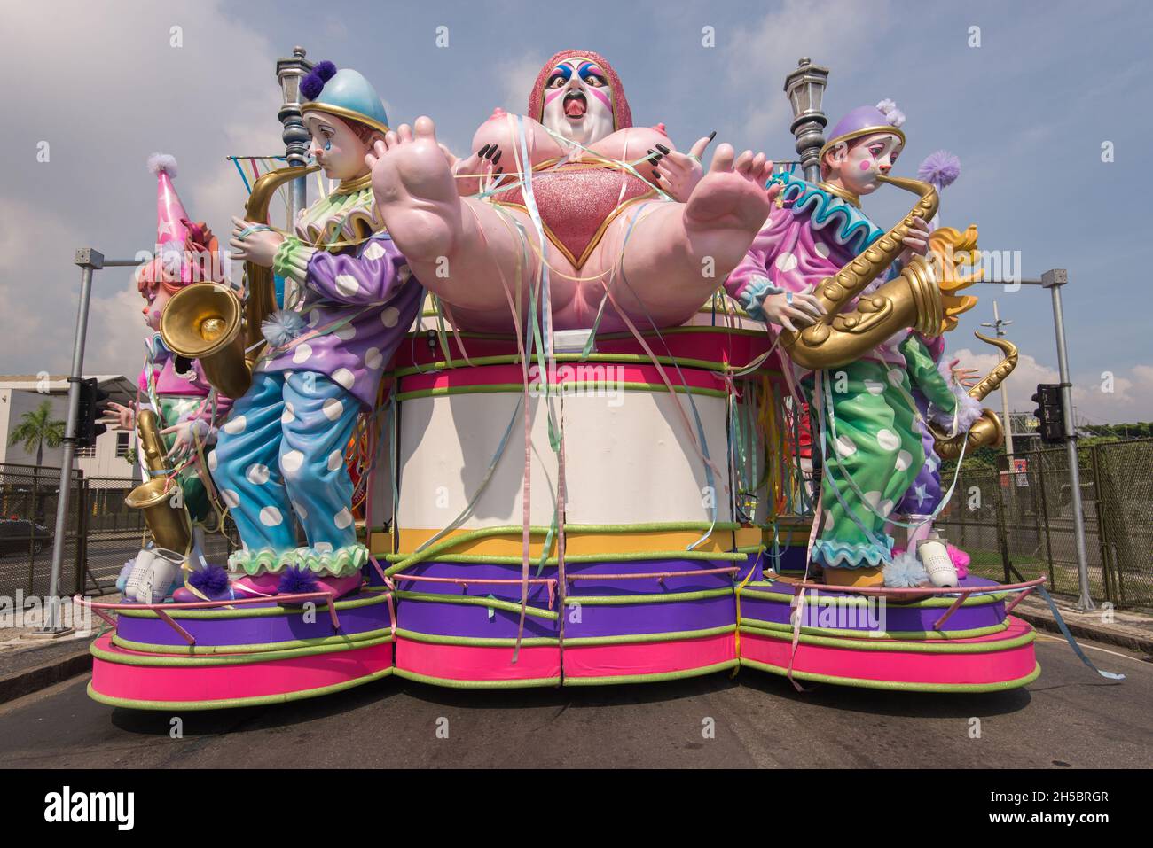 Rio de Janeiro, Brazil - February 17, 2018: Samba school float in ...