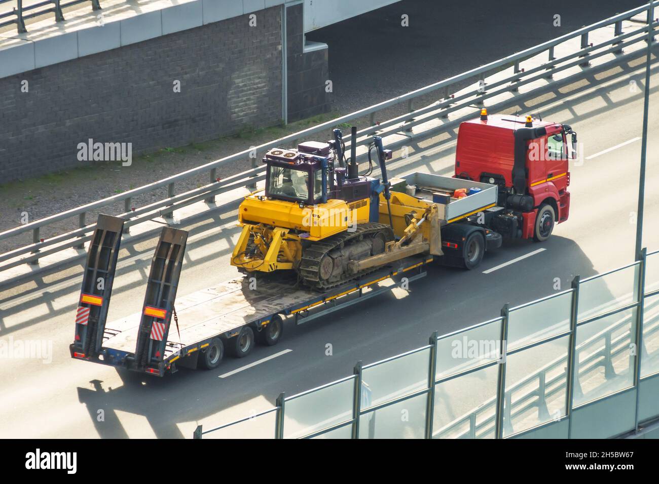 Truck with trailer bulldozer hi-res stock photography and images - Alamy