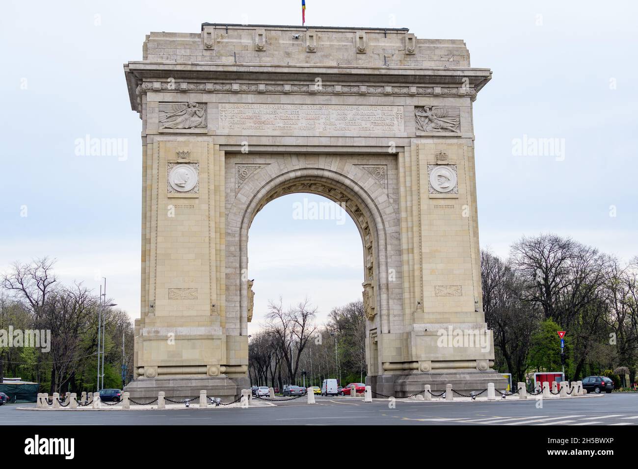 Bucharest, Romania, 17 April 2021: Arcul de Triumf (The Arch Of Triumph ...