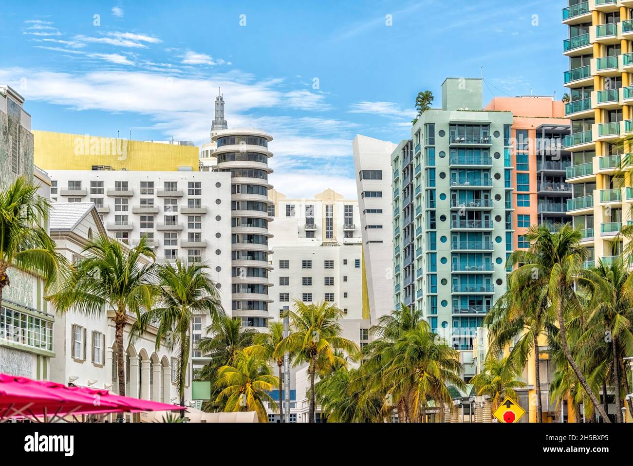 Miami South Beach Ocean Drive road street with famous retro art deco ...