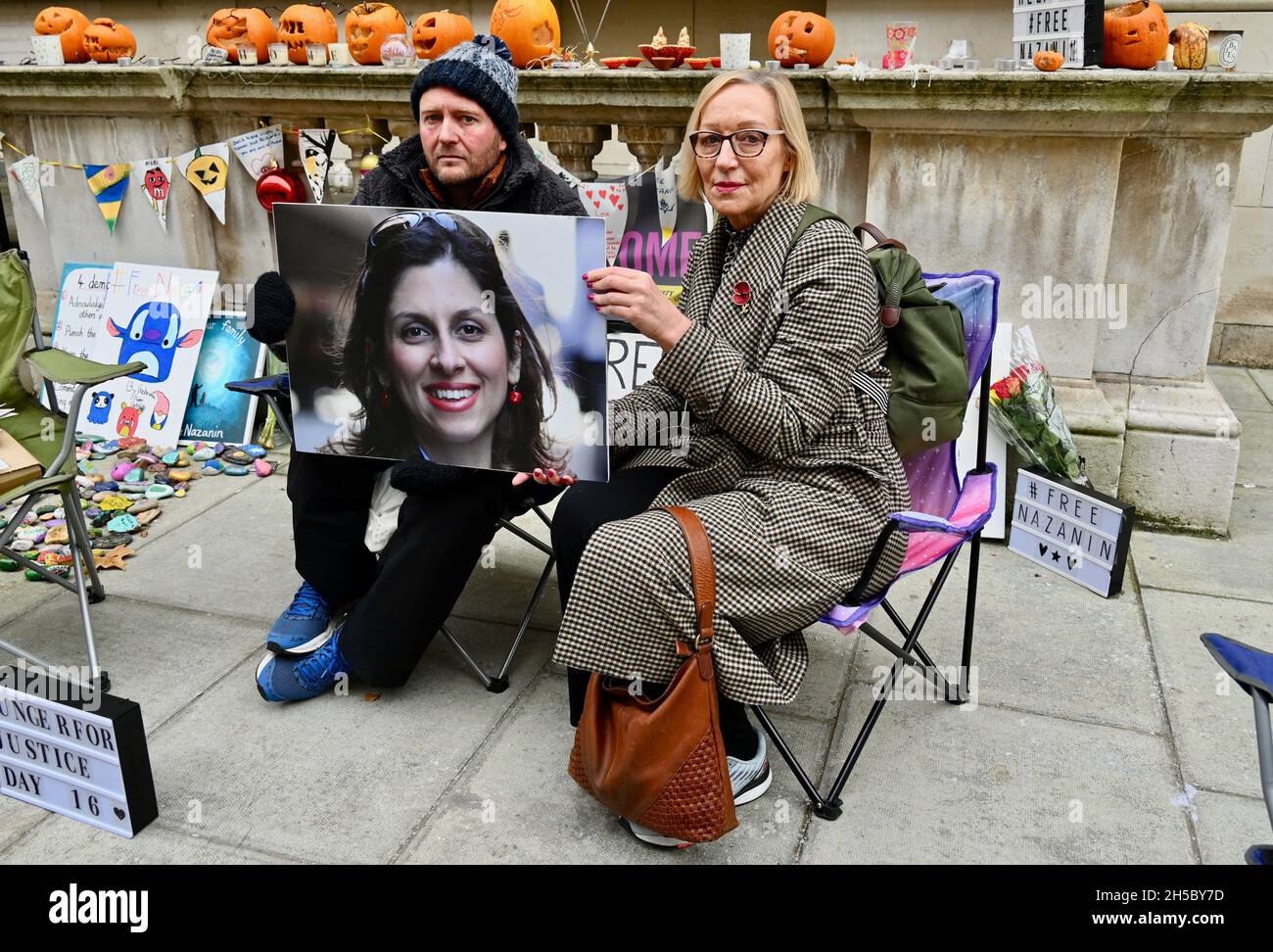 Richard ratcliffe with gill furniss mp hi-res stock photography and ...
