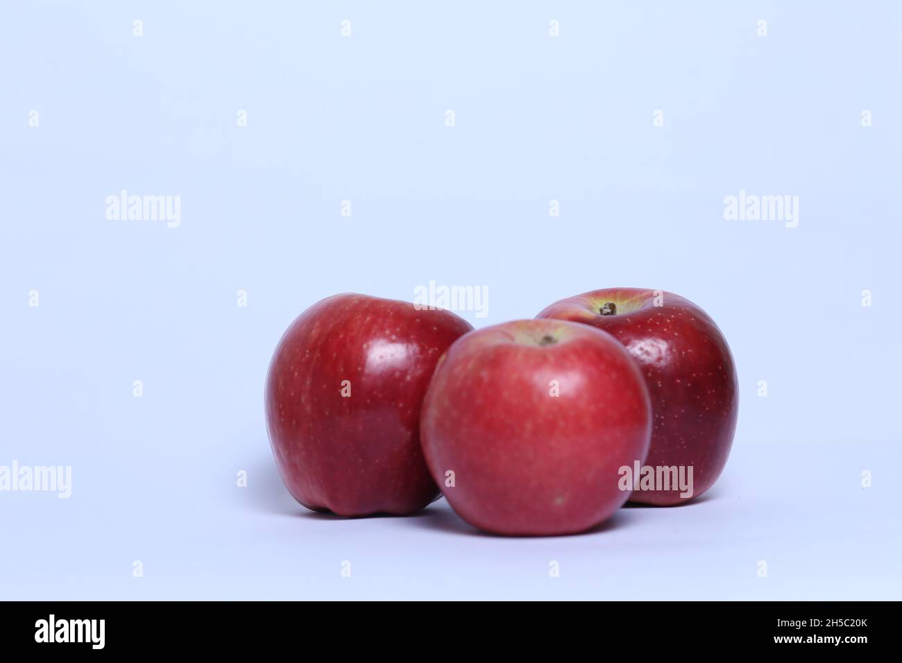 Red apples isolated on white background Stock Photo - Alamy