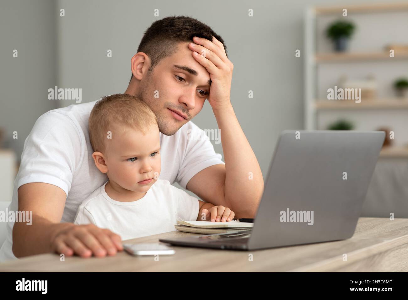 Work relations hi-res stock photography and images - Alamy