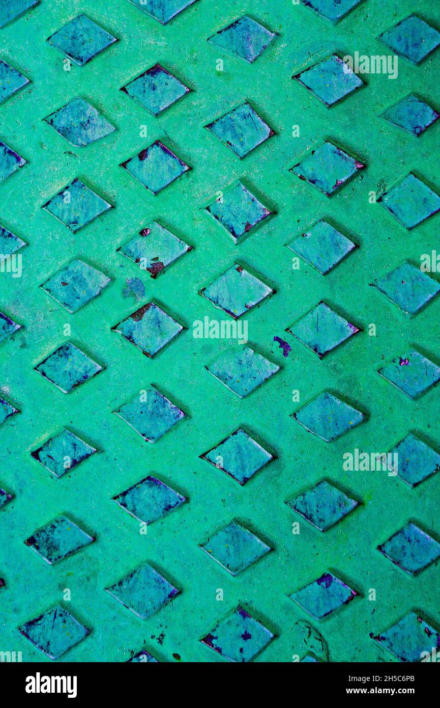 Metal manhole cover design hi-res stock photography and images - Alamy