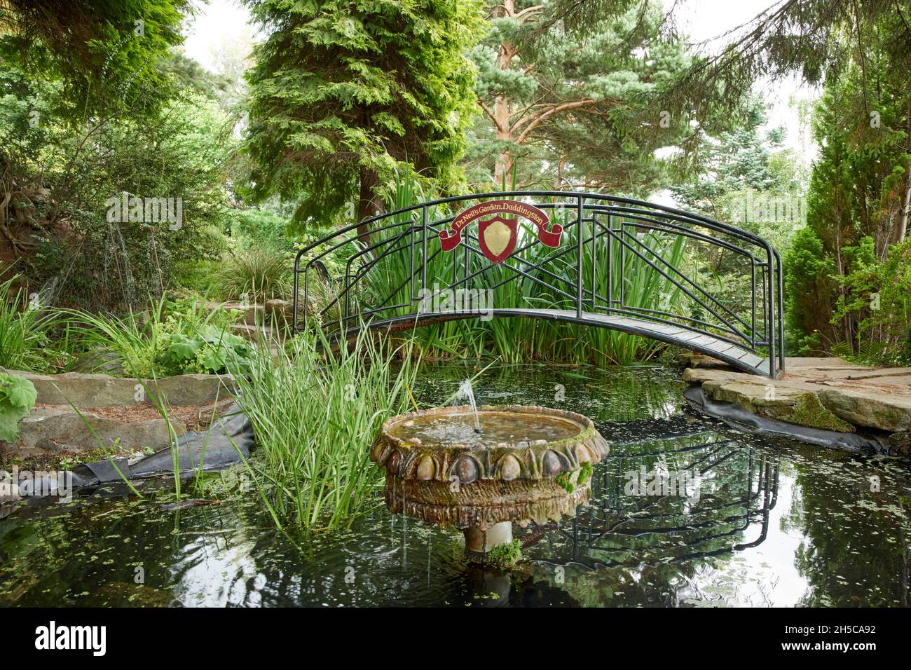 Dr Neil's Garden Edinburgh, Pond, bridge and water feature Stock Photo ...