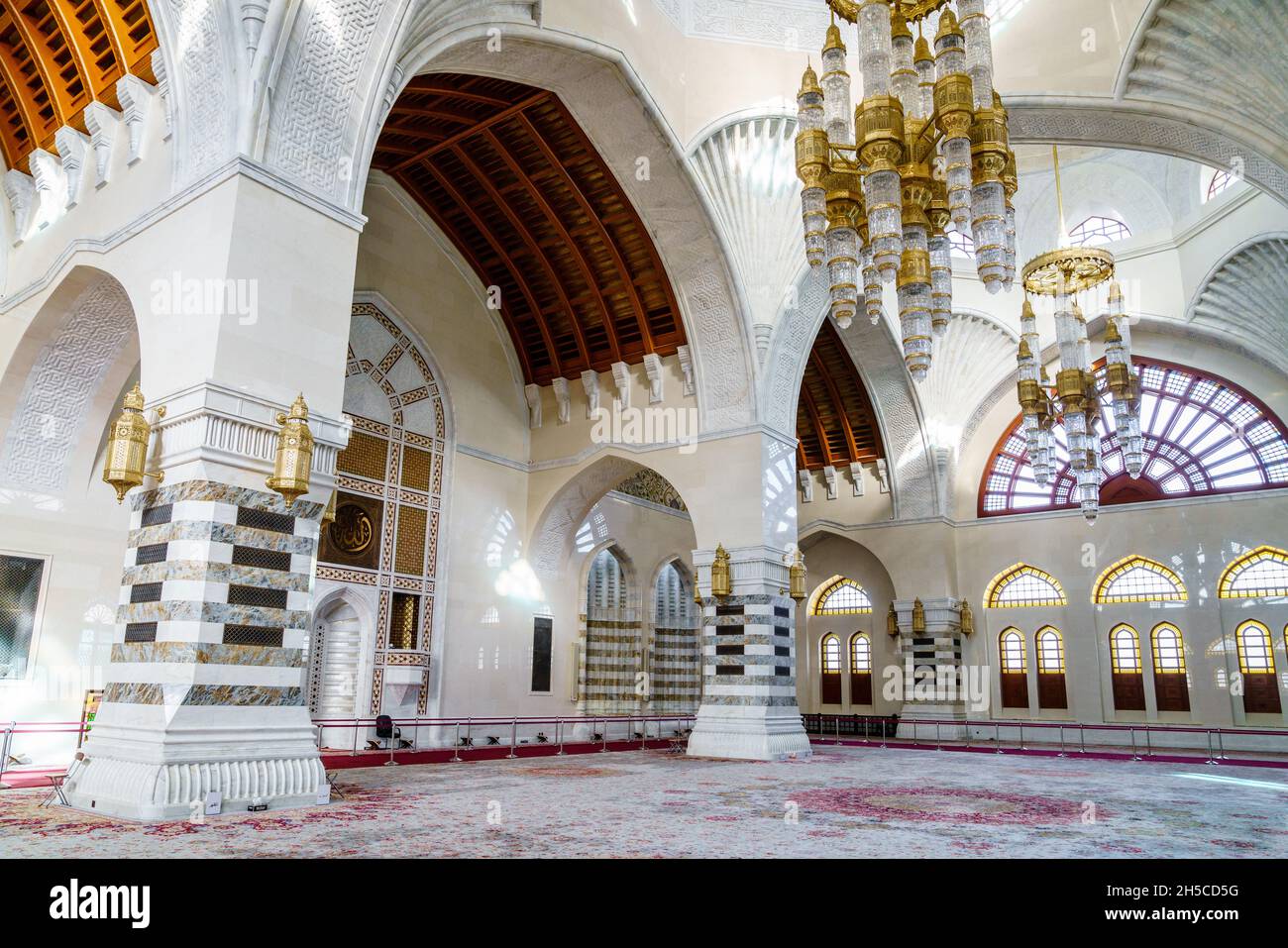 December 4, 2016, Muscat, Oman: Prayer hall of Mosque Muhammad al-Amin ...
