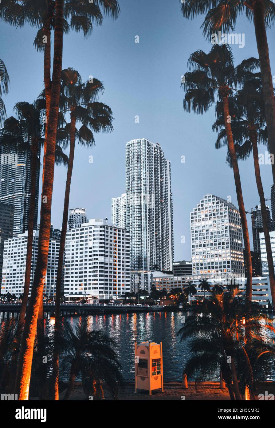 Vertical shot beautiful skyscrapers hi-res stock photography and images ...