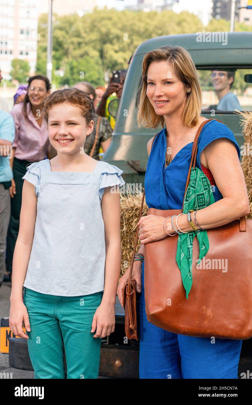 CLIFFORD THE BIG RED DOG, from left: Darby Camp, Sienna Guillory, 2021 ...