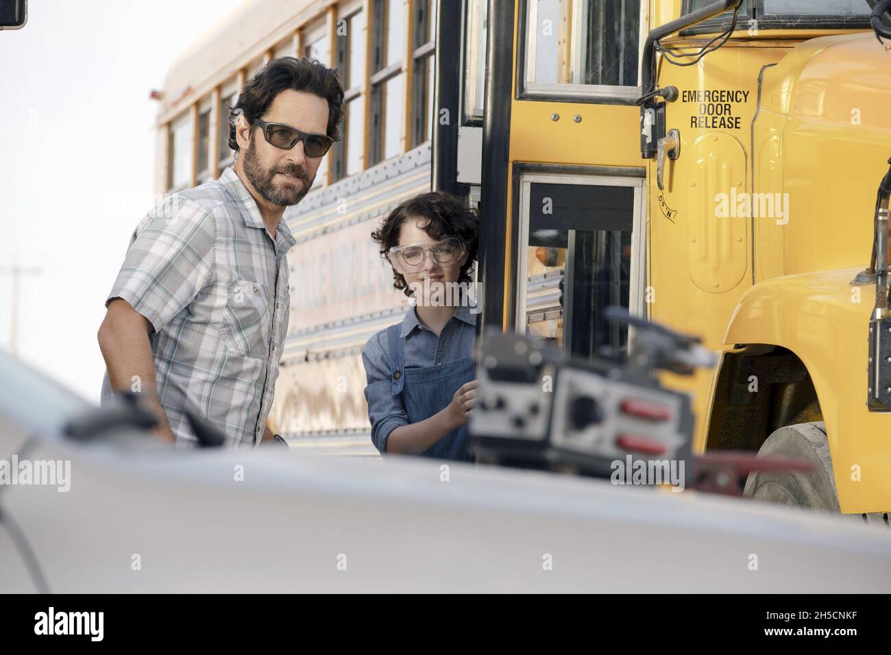 GHOSTBUSTERS: AFTERLIFE, from left: Paul Rudd, Mckenna Grace, 2021. ph ...