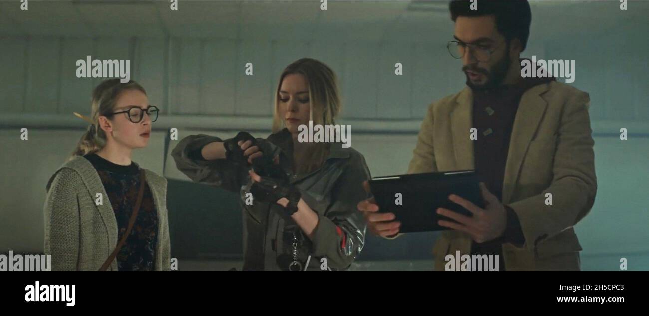 NIGHTSHOOTERS, from left: Mica Proctor, Rosanna Hoult, Adam McNab, 2018 ...