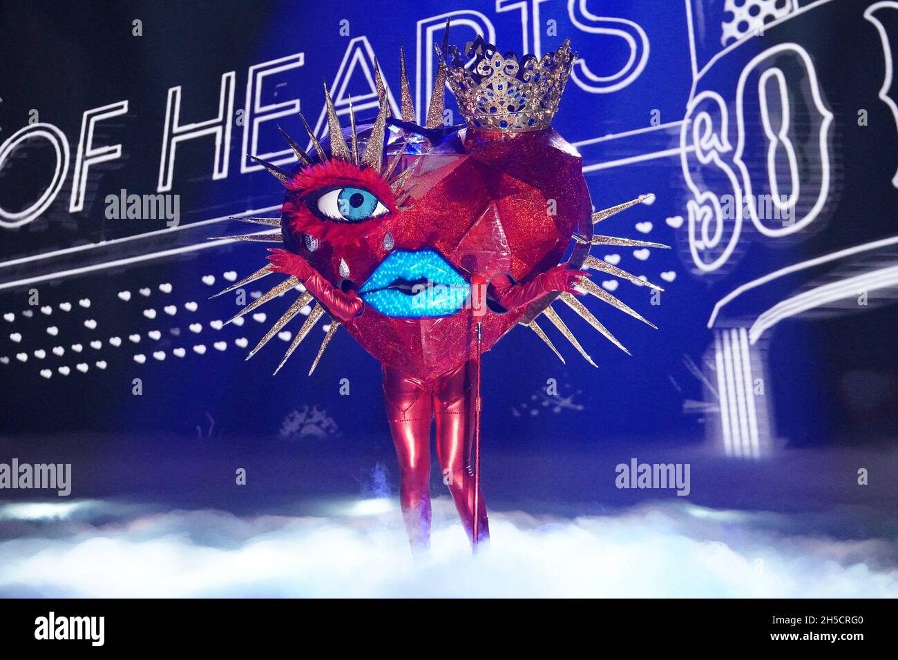 THE MASKED SINGER, Queen of Hearts, 'Date Night', (Season 6, ep. 605 ...
