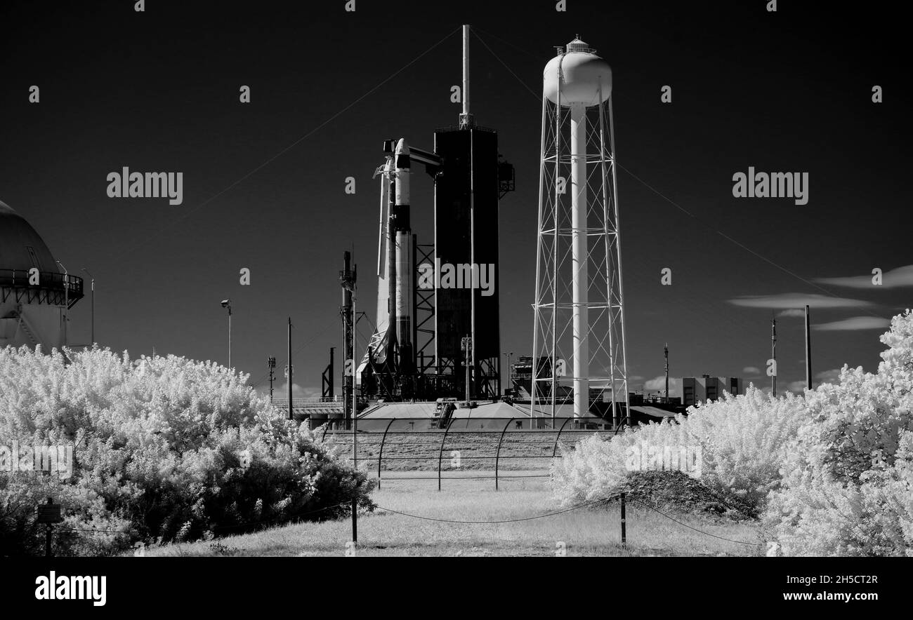 31 october 2021 Black and White Stock Photos & Images - Alamy