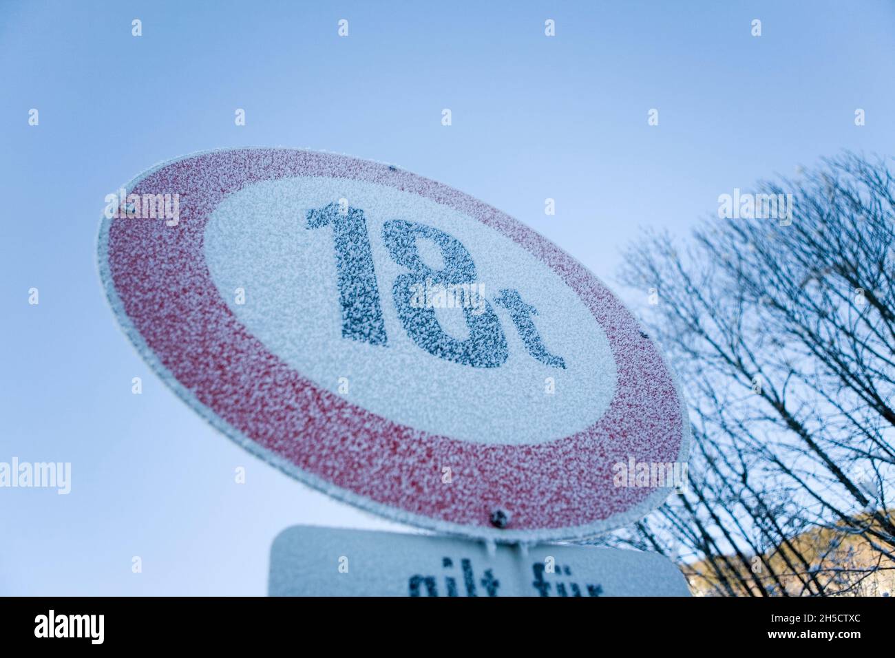 Over 18 sign hi-res stock photography and images - Alamy